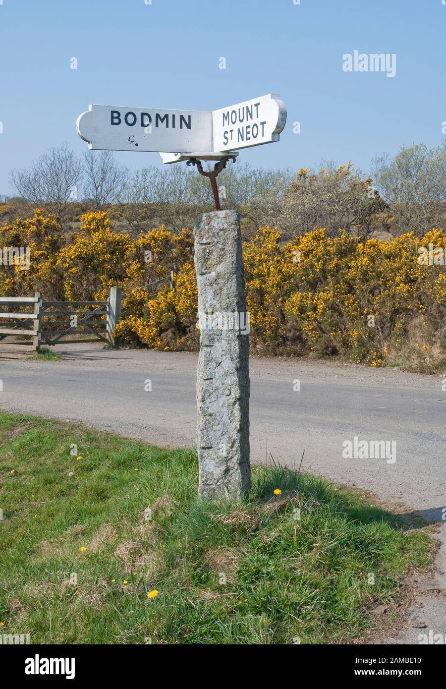 Bodmin moor stone sign hi-res stock photography and images - Alamy