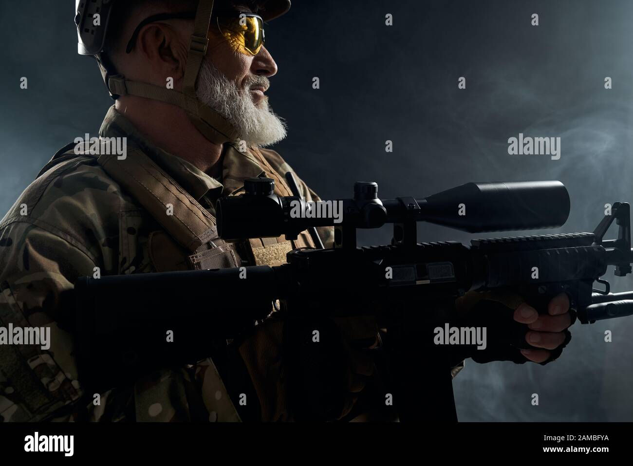 Weapon military looking away war army soldier hi-res stock photography ...