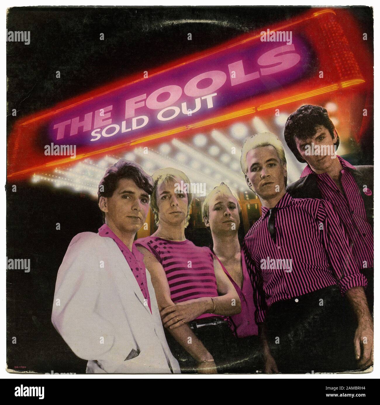 Sold out Cut Out Stock Images & Pictures - Alamy