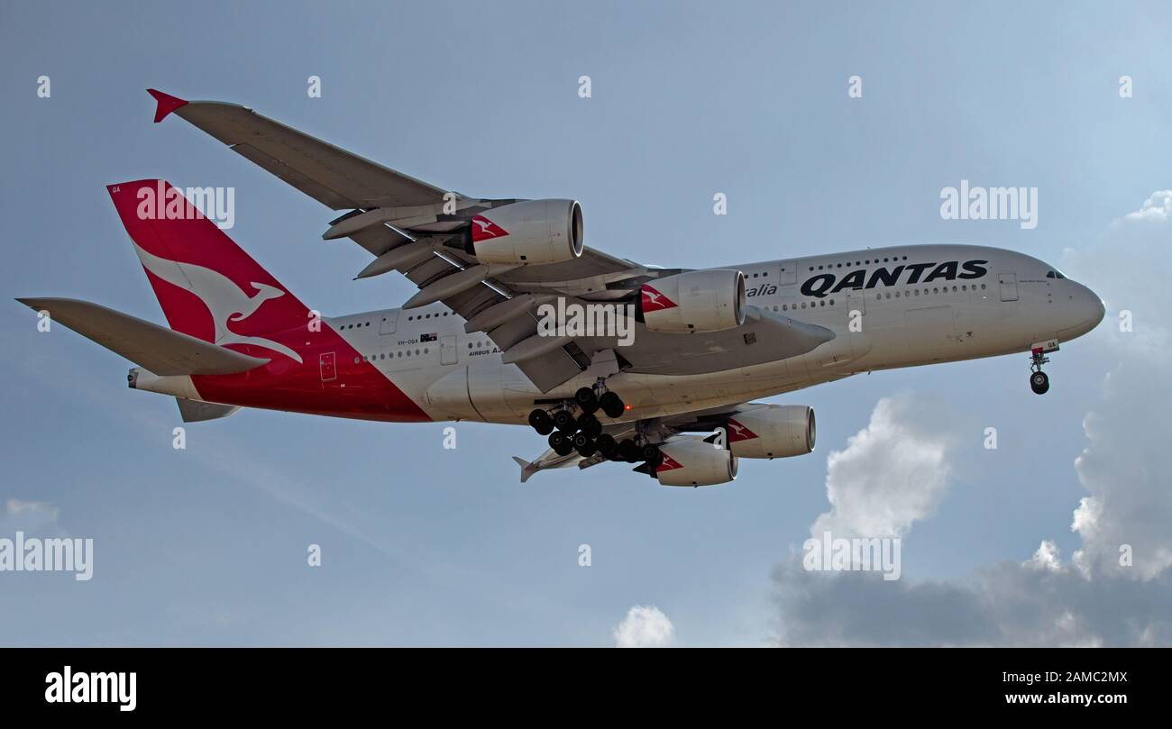 Qantas Airways Airbus a380 Super Jumbo VH-OQA on final approach to ...