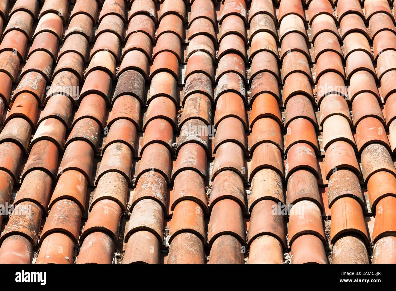 Old building tiled roof hi-res stock photography and images - Alamy