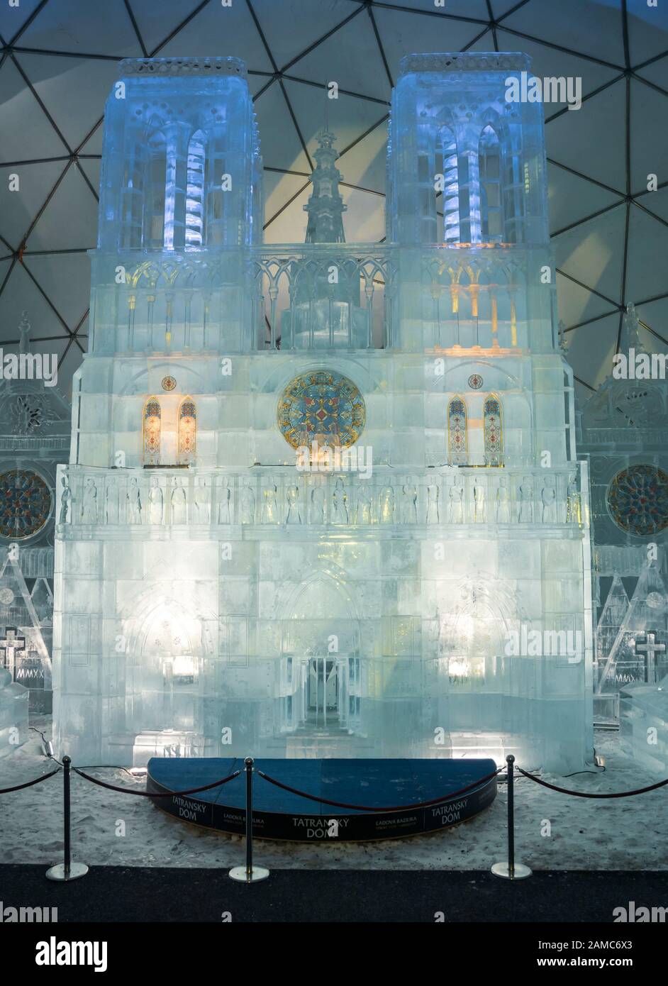 Hrebienok: Tatransky ladovy dom (Tatra Ice Dome) 2019/2020 - Notre Dame ...