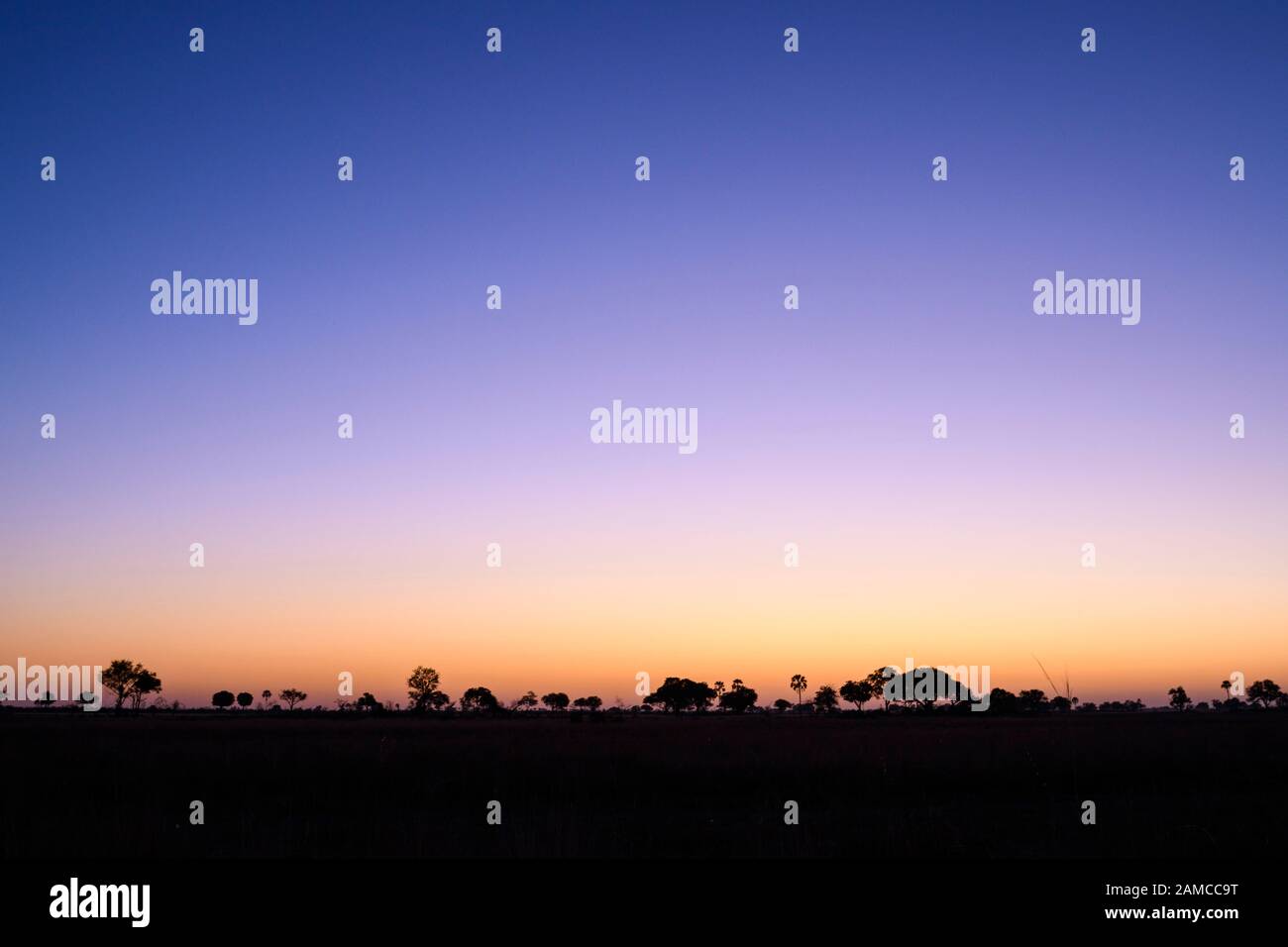 Botswana sunset hi-res stock photography and images - Alamy