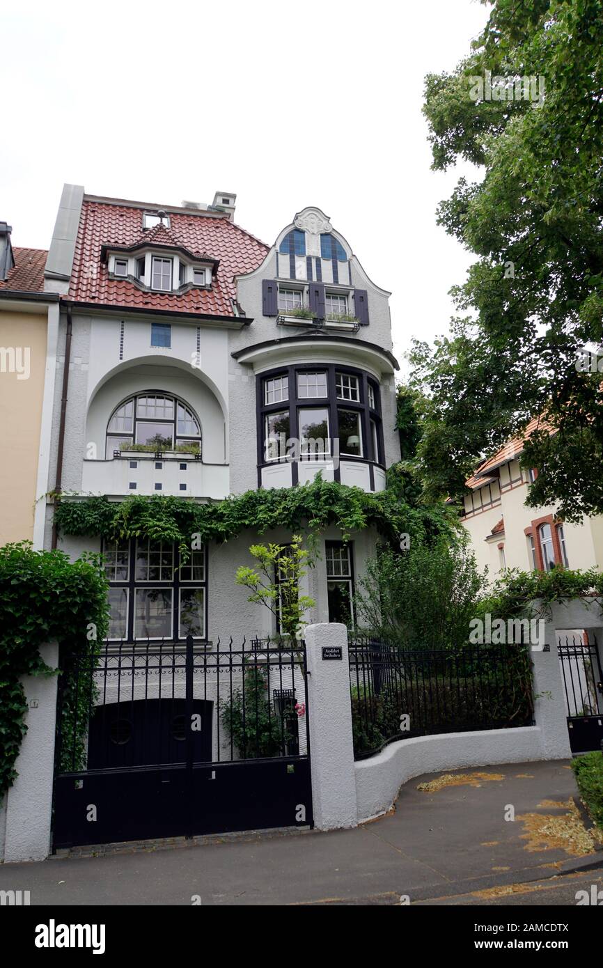 Stadtvilla im Stadtteil Lindenthal, Köln, Nordrhein-Westfalen ...