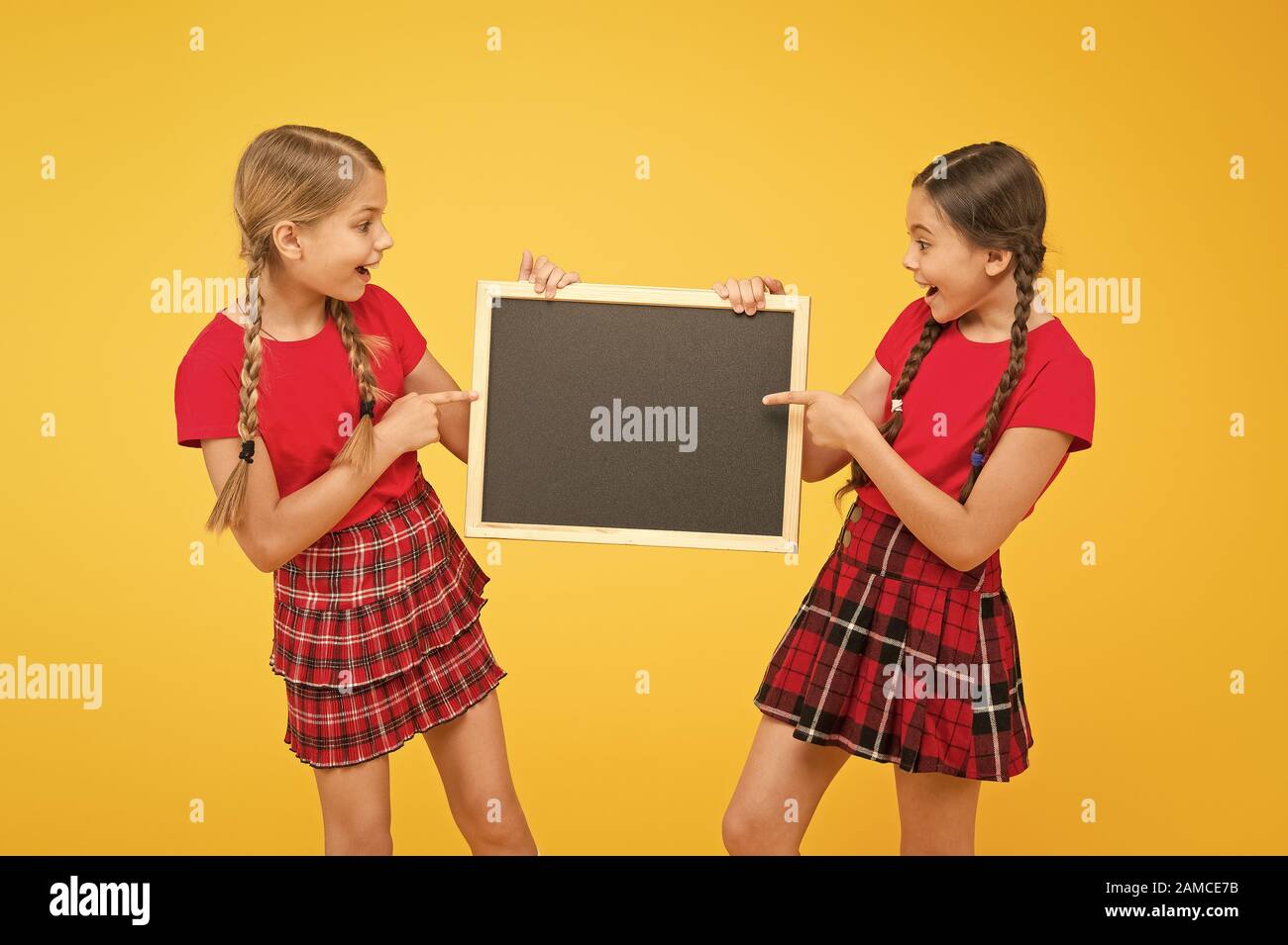 Cheerleading classes. Classmates initiative team. Join school club ...