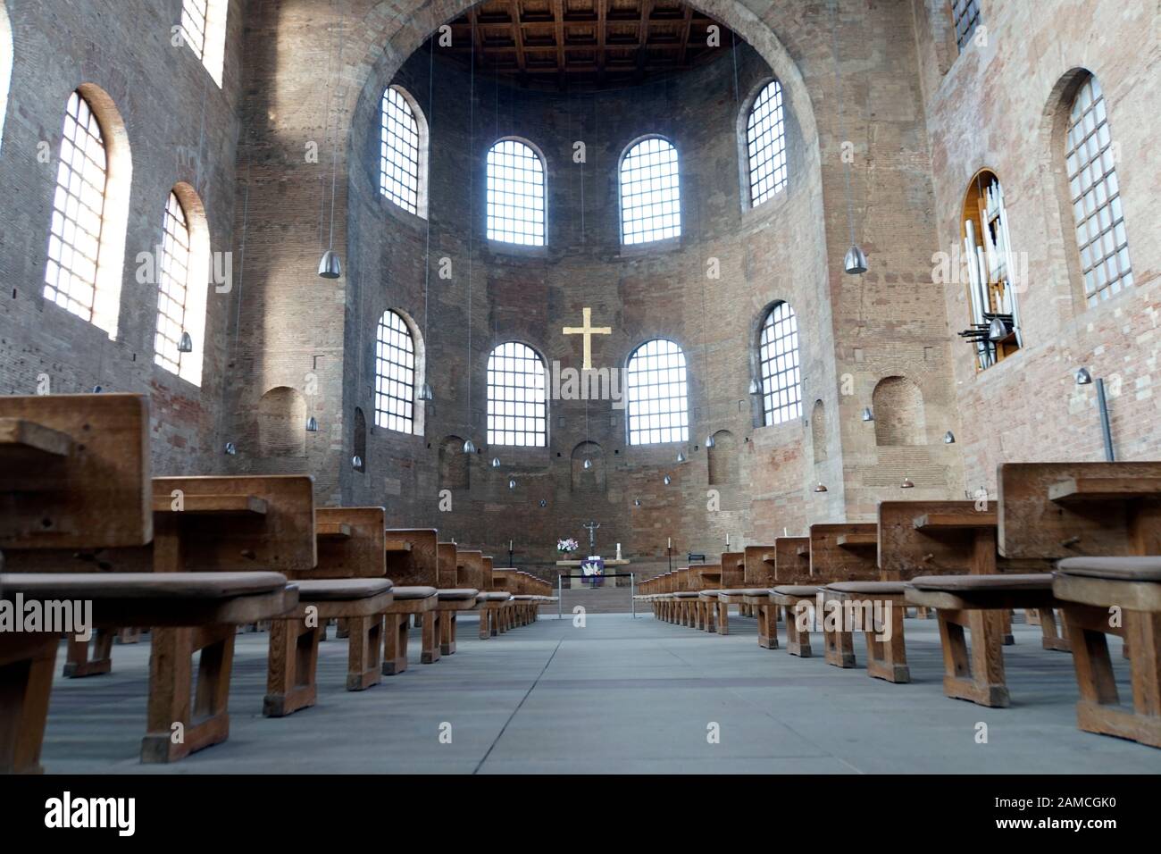 Konstantin basilika hi-res stock photography and images - Alamy
