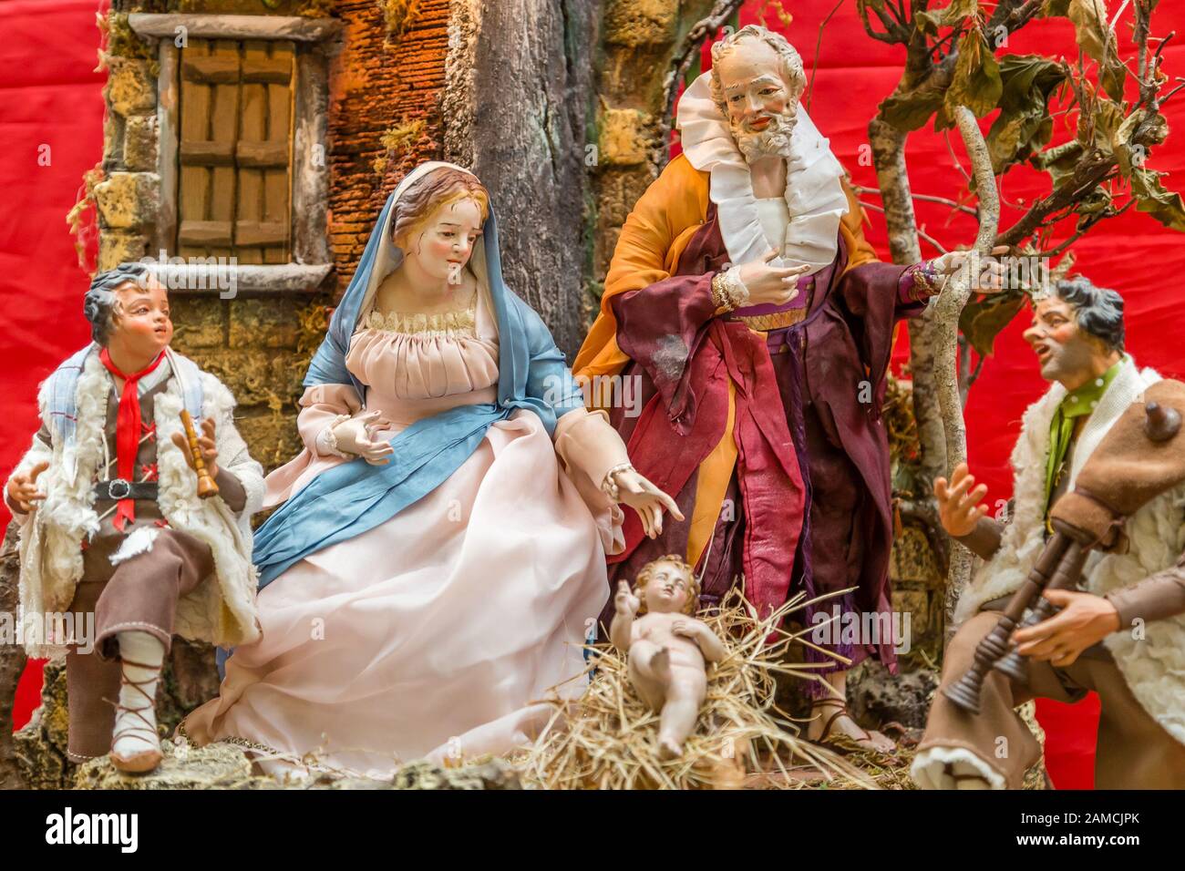 NAPLES, ITALY - JANUARY 4, 2020: light is enlightening Christmas ...