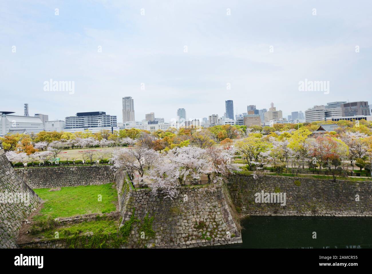 The beautiful Osaka Castle Stock Photo - Alamy
