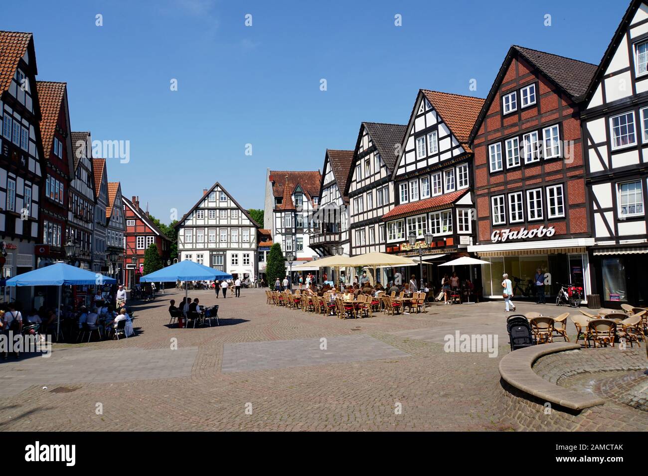 Marktplatz in der historischen Altstadt, Rinteln,Niedersachsen ...