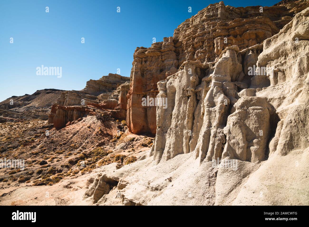 Scenic desert cliffs, Red Rock Canyon State park, California Stock ...