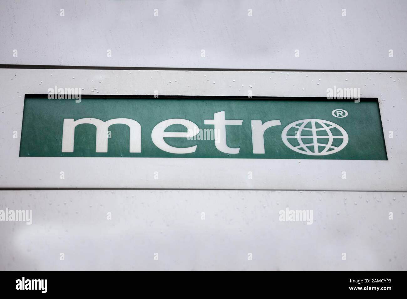 Free metro paper hi-res stock photography and images - Alamy