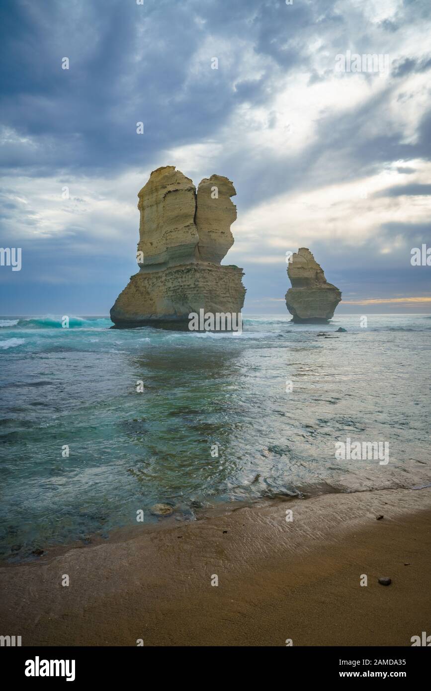 famous gibson steps at sunset, twelve apostles, great ocean road in ...