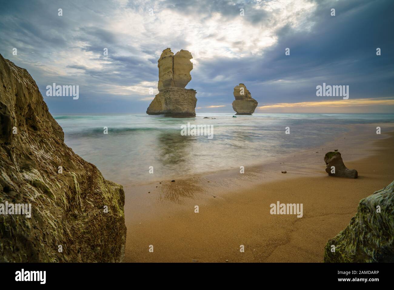 famous gibson steps at sunset, twelve apostles, great ocean road in ...