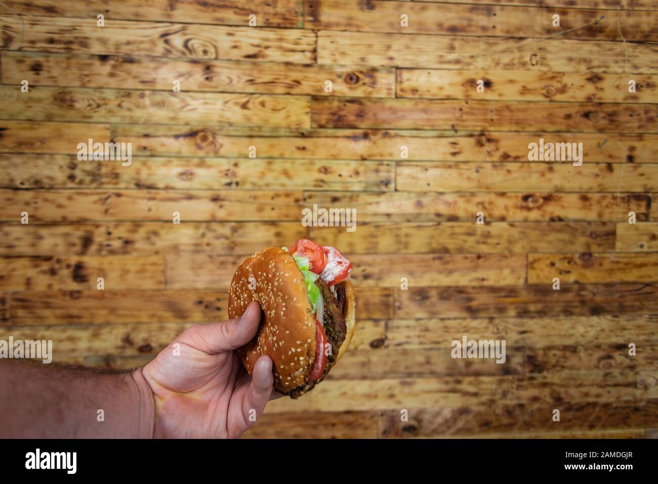 Fat men eating fast food hi-res stock photography and images - Alamy