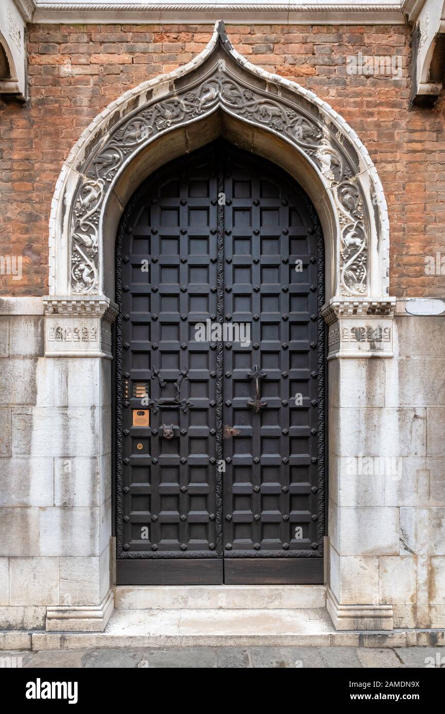 Venice water door hi-res stock photography and images - Alamy