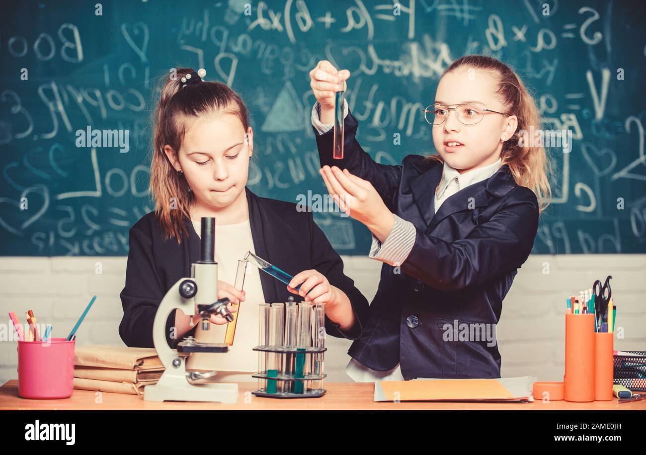 Private school. Gymnasium students with in depth study of natural ...