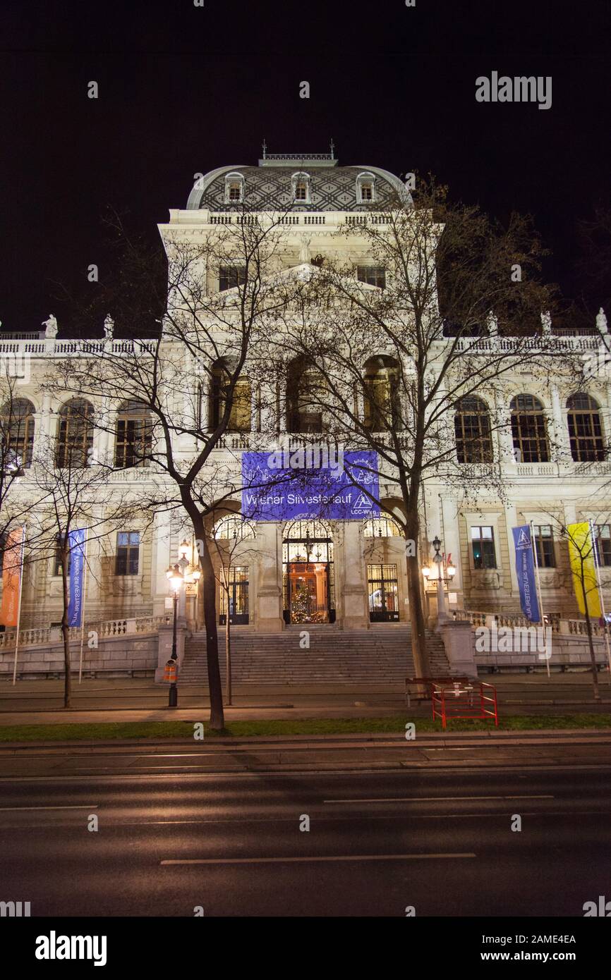 Vienna University at night,Universitätsring, Ringstrasse, Vienna ...