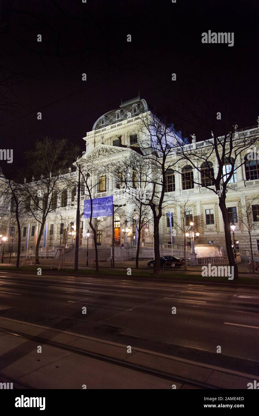 Universitatsring hi-res stock photography and images - Alamy