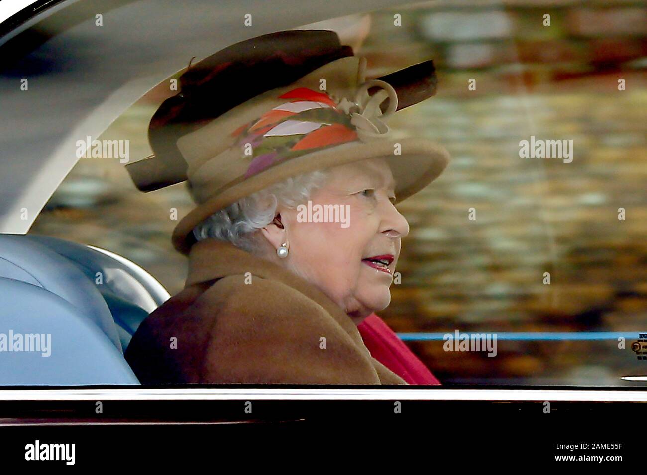 Queen live aid hi-res stock photography and images - Alamy