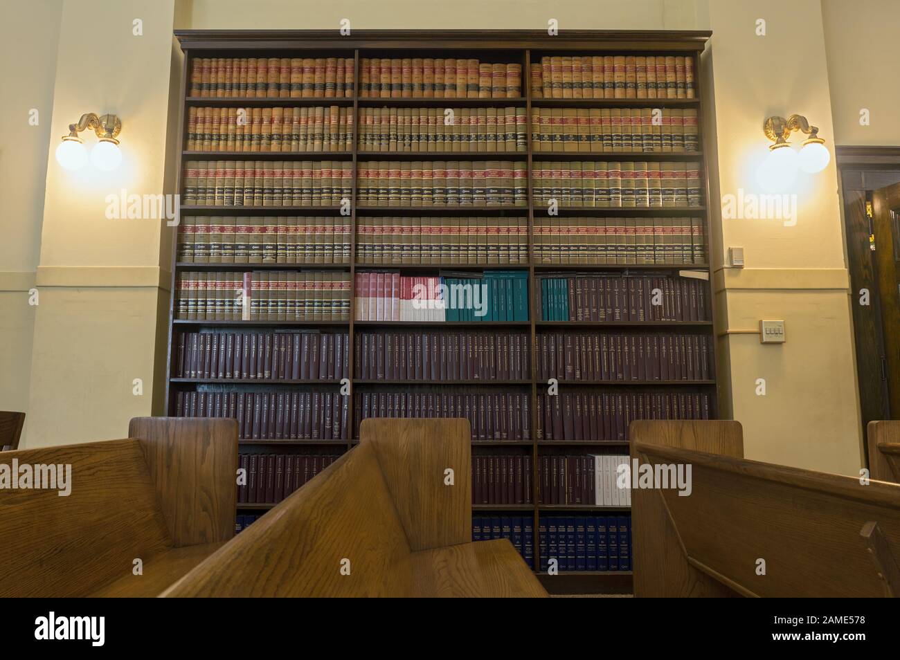 American law books old hi-res stock photography and images - Alamy