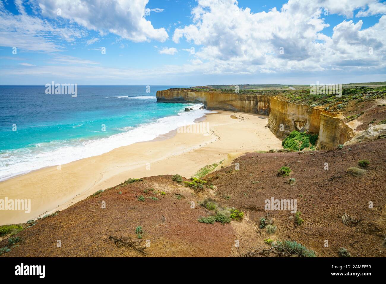 london bridge lookout at great ocean road, victoria, australia Stock ...