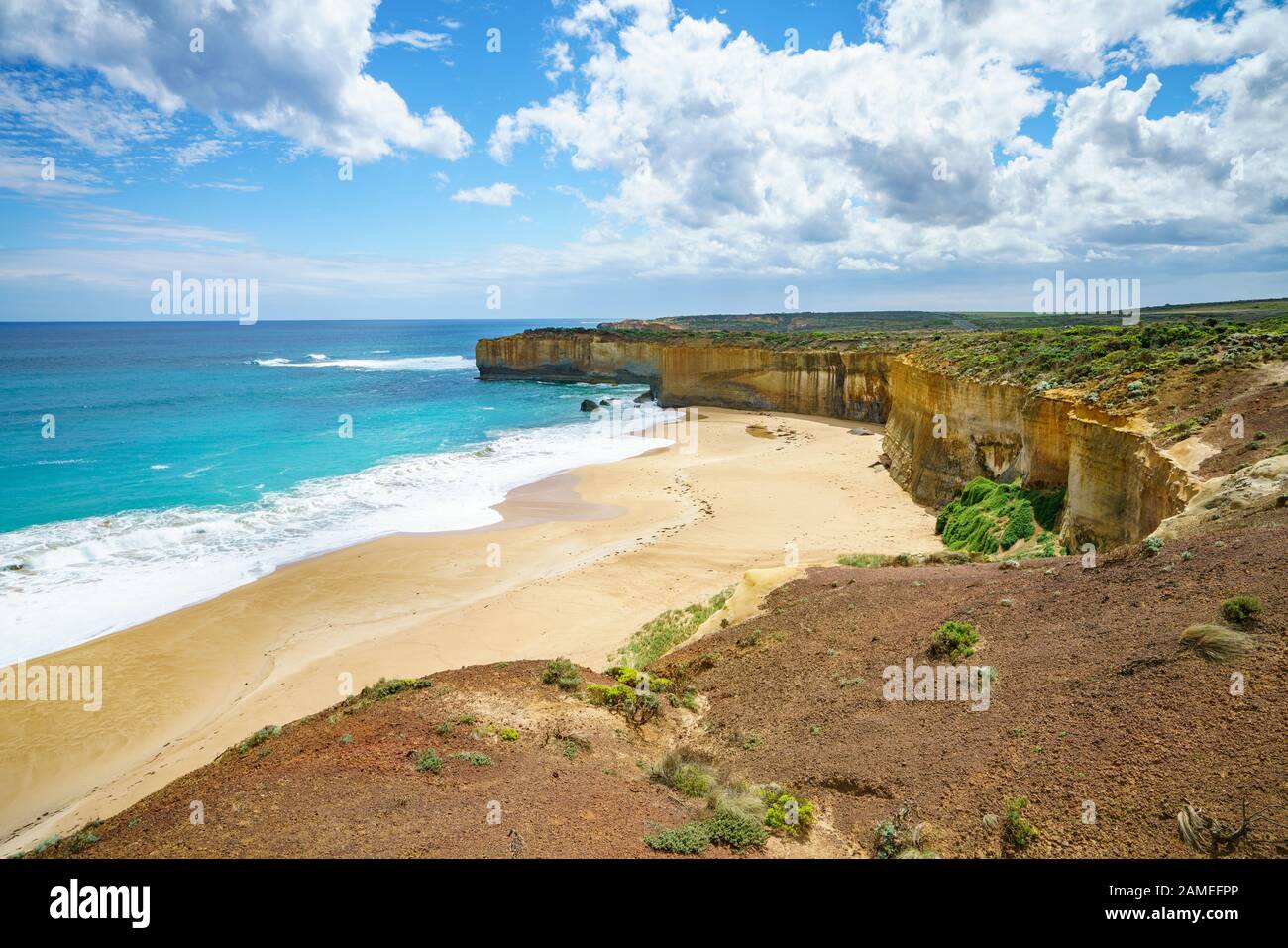 london bridge lookout at great ocean road, victoria, australia Stock ...