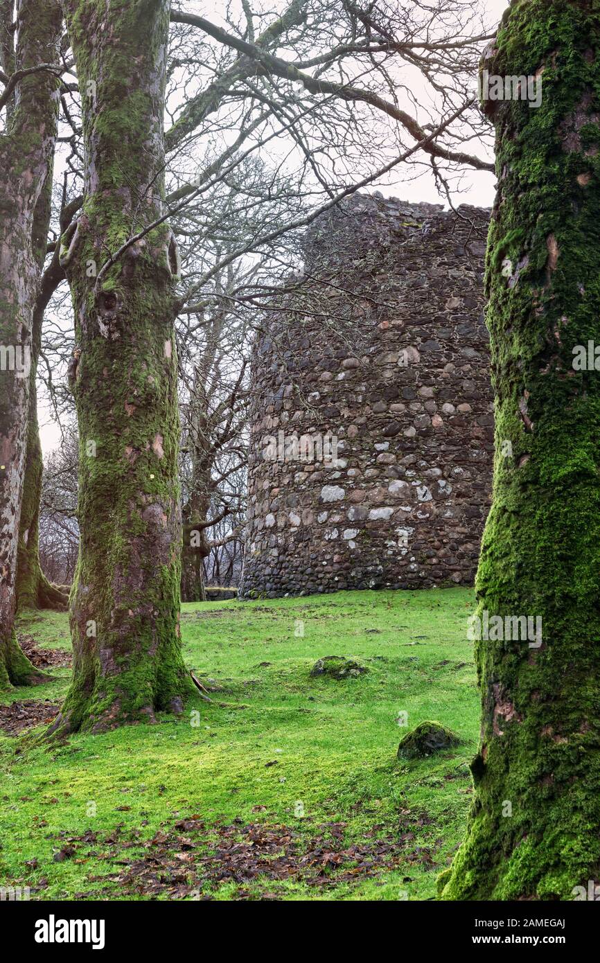 Inverlochy castle fort william hi-res stock photography and images - Alamy