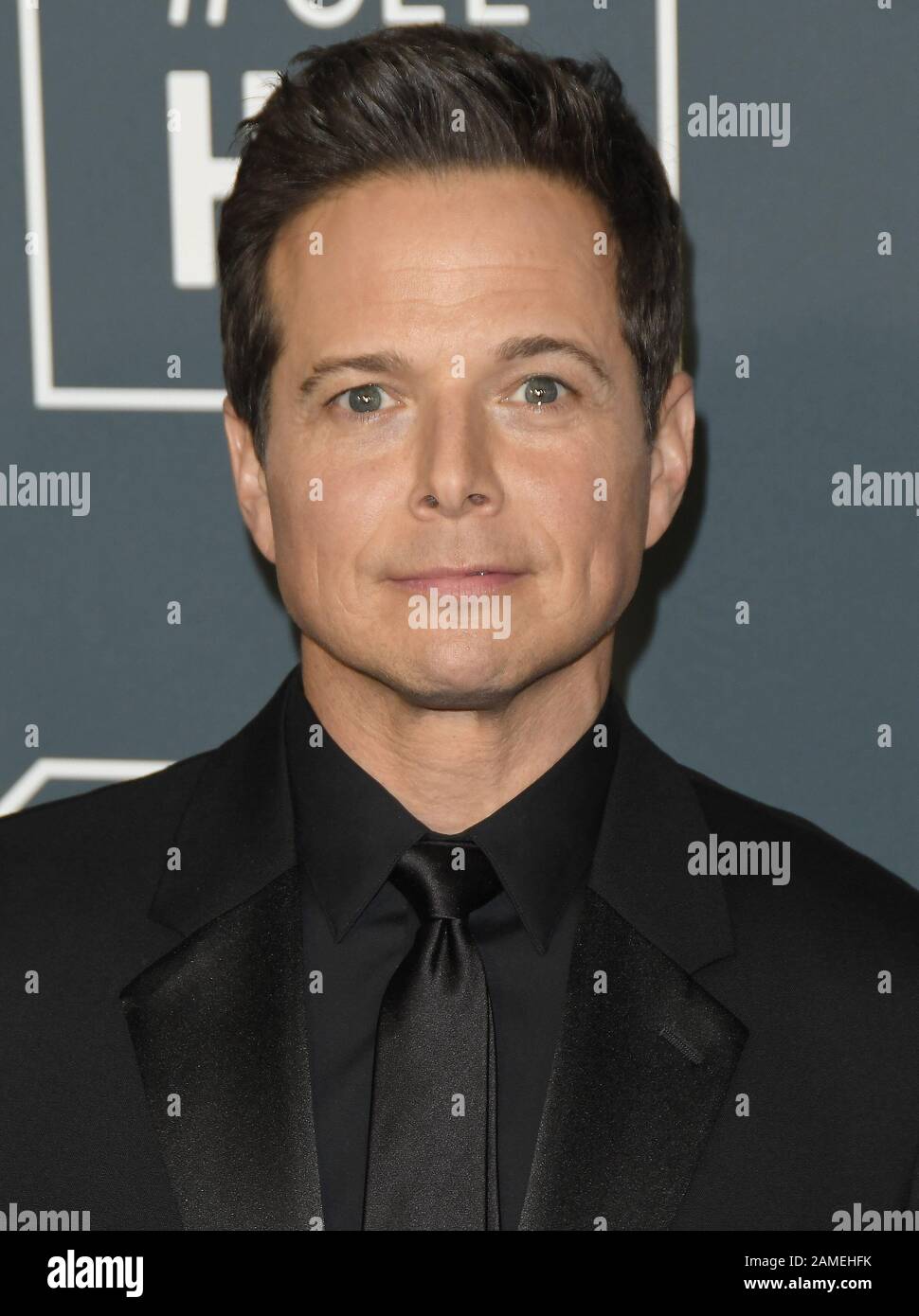 Los Angeles, USA. 12th Jan, 2020. Scott Wolf arrives at the 25th Annual ...