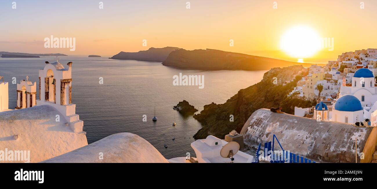 Santorini sunset view hi-res stock photography and images - Alamy