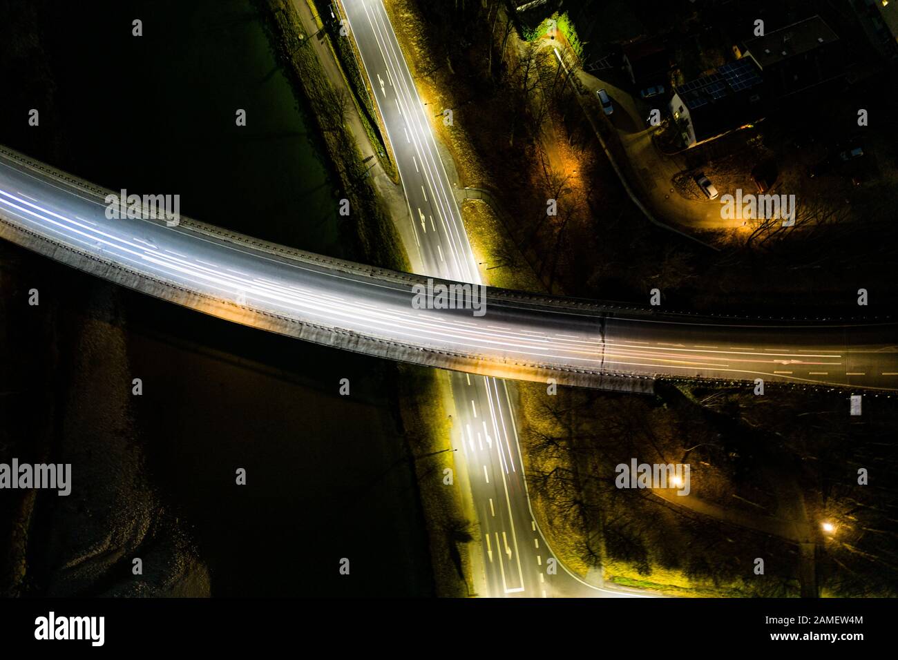 Long exposure bridge top view hi-res stock photography and images - Alamy