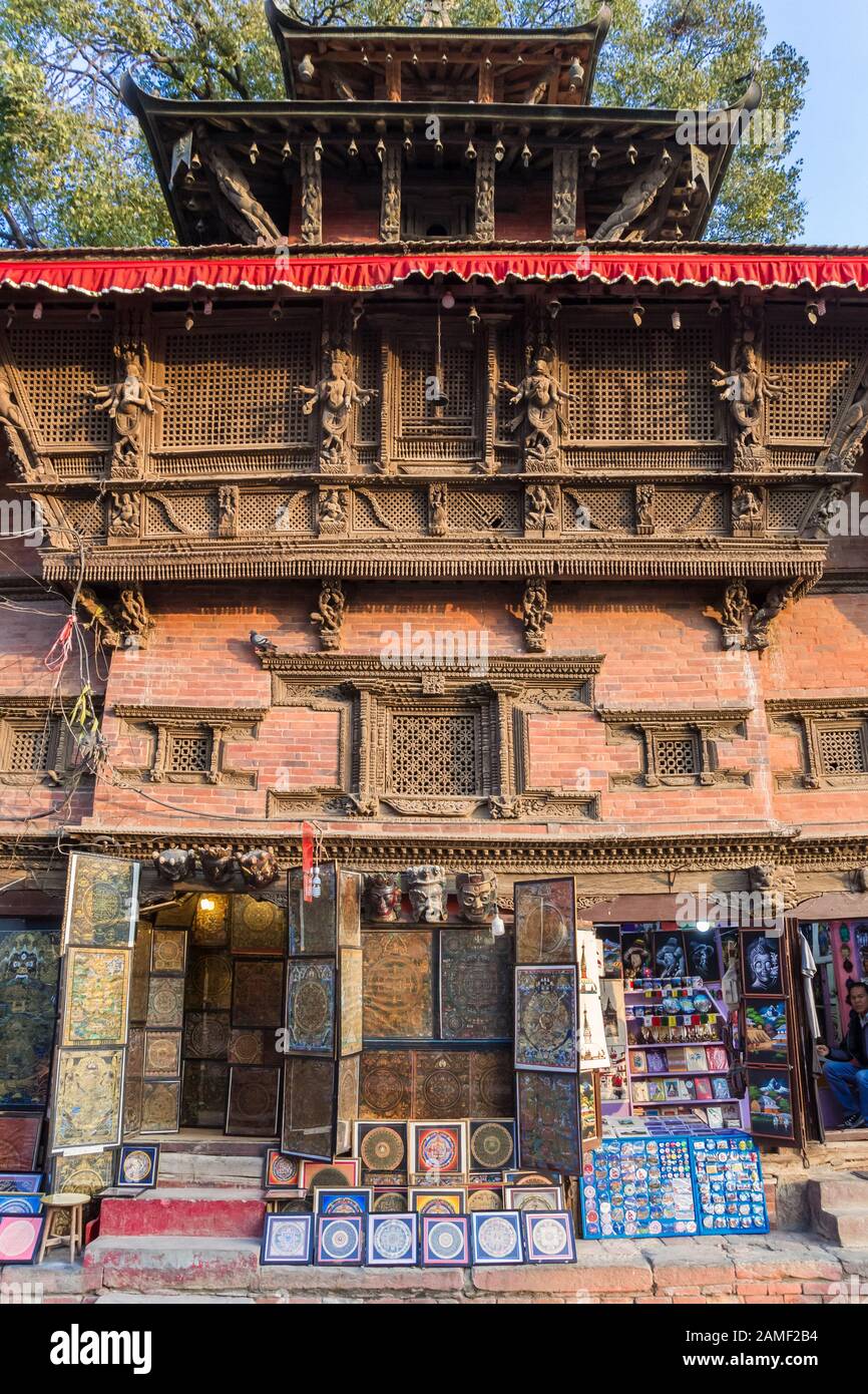 Souvenir shop on pagoda hi-res stock photography and images - Alamy
