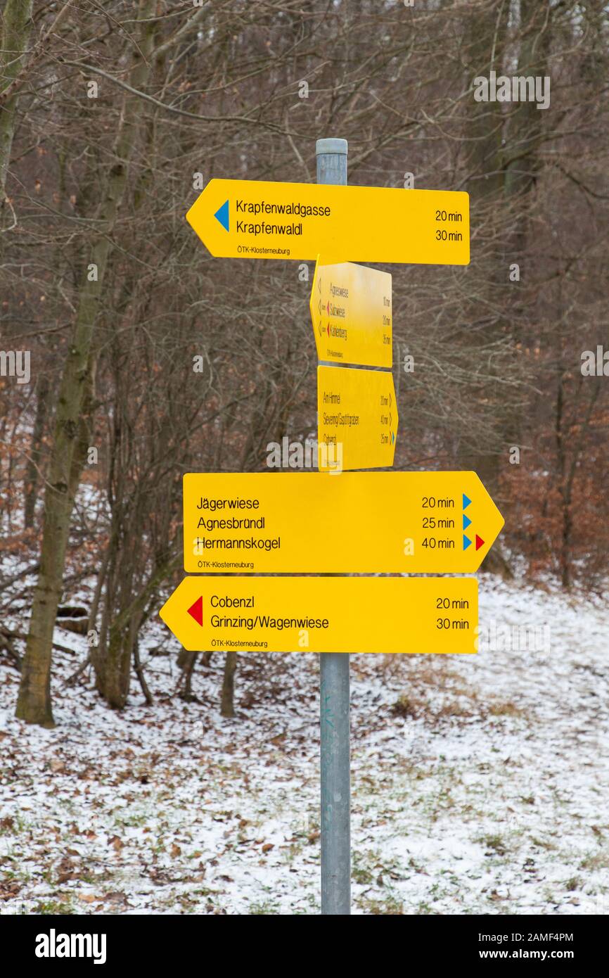 Austria signs hi-res stock photography and images - Alamy