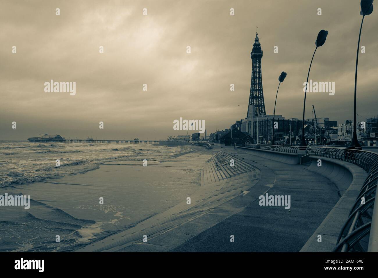 Blackpool storm hi-res stock photography and images - Alamy