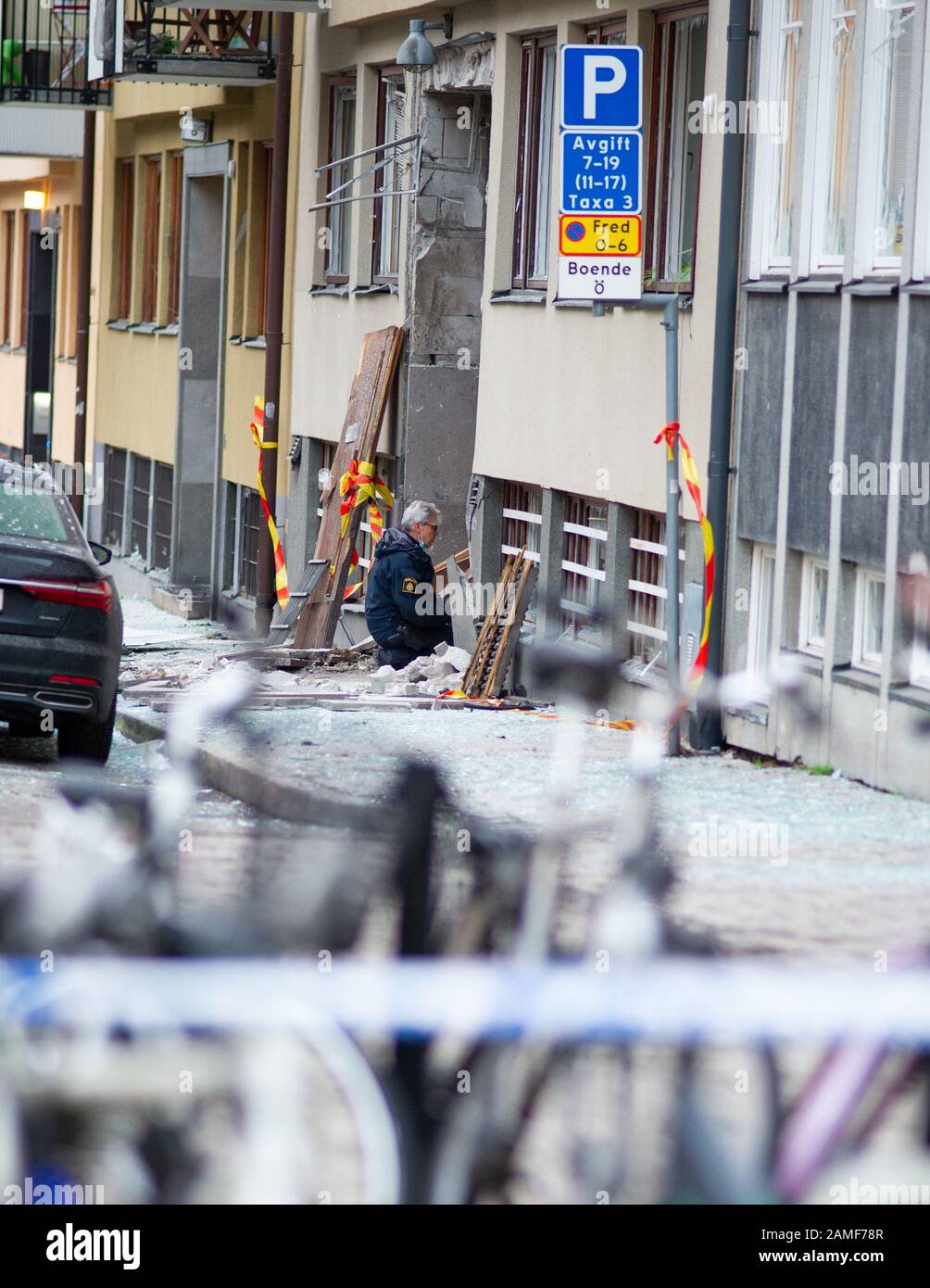 A very powerful explosion occurred at a multi-family house on Östermalm ...