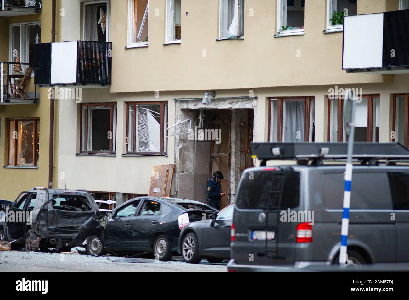 A very powerful explosion occurred at a multi-family house on Östermalm ...
