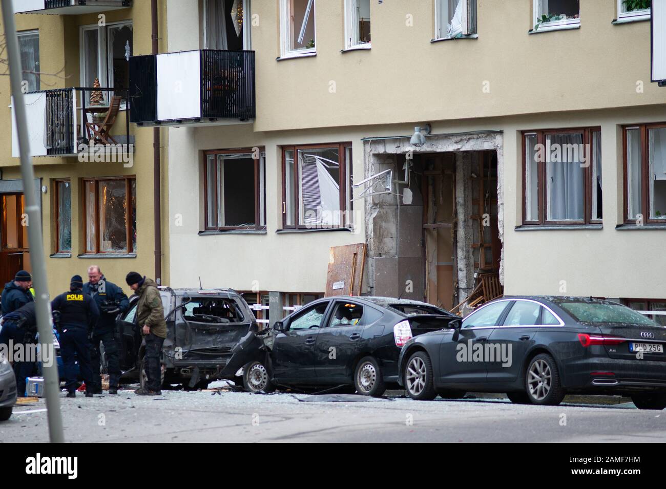A very powerful explosion occurred at a multi-family house on Östermalm ...