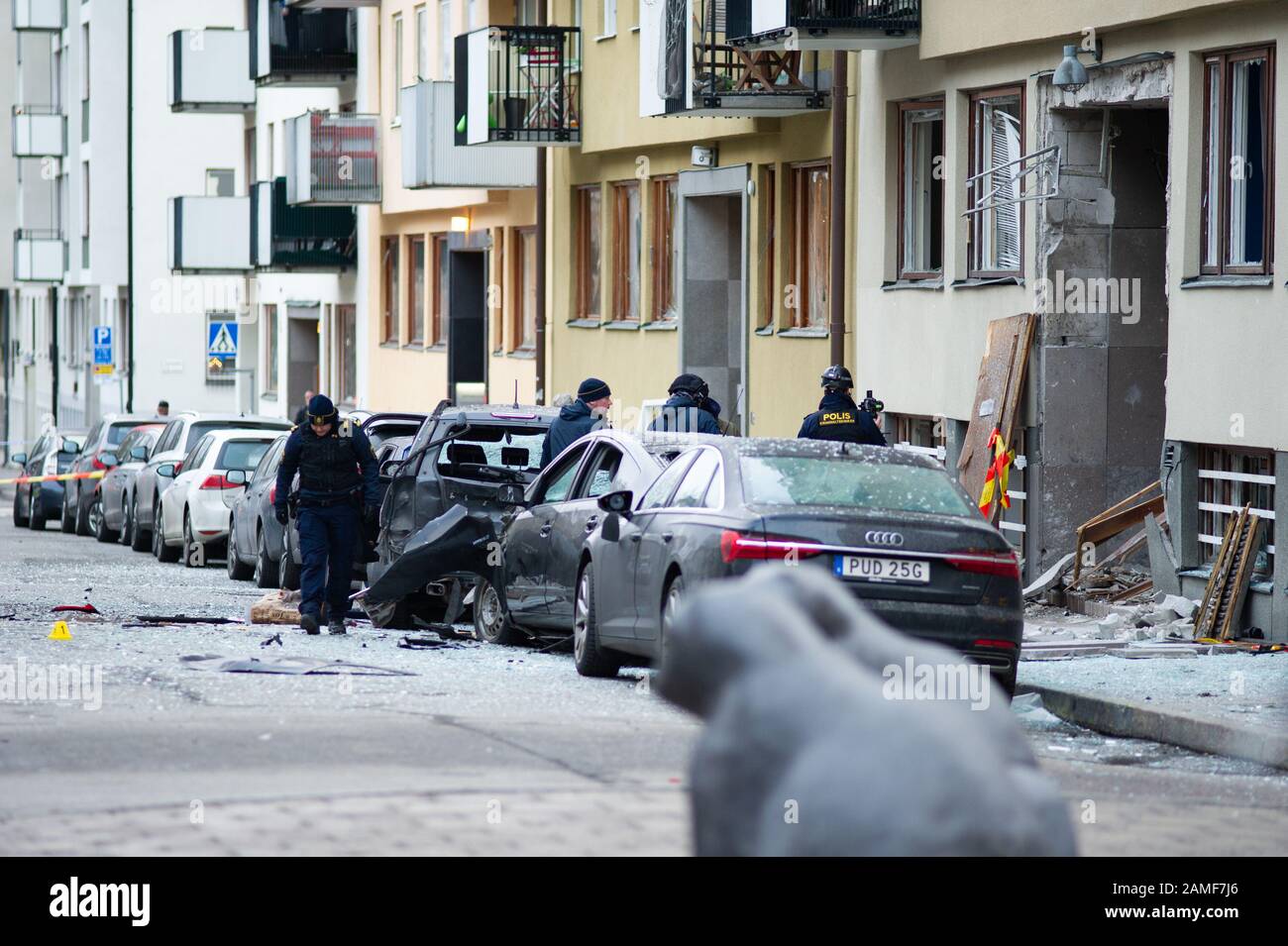 A very powerful explosion occurred at a multi-family house on Östermalm ...