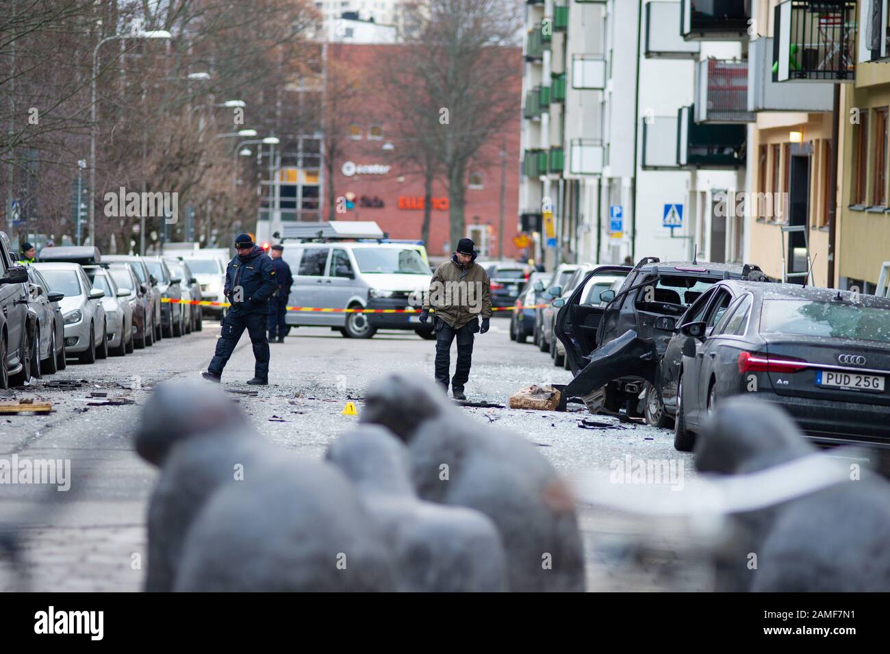 A very powerful explosion occurred at a multi-family house on Östermalm ...