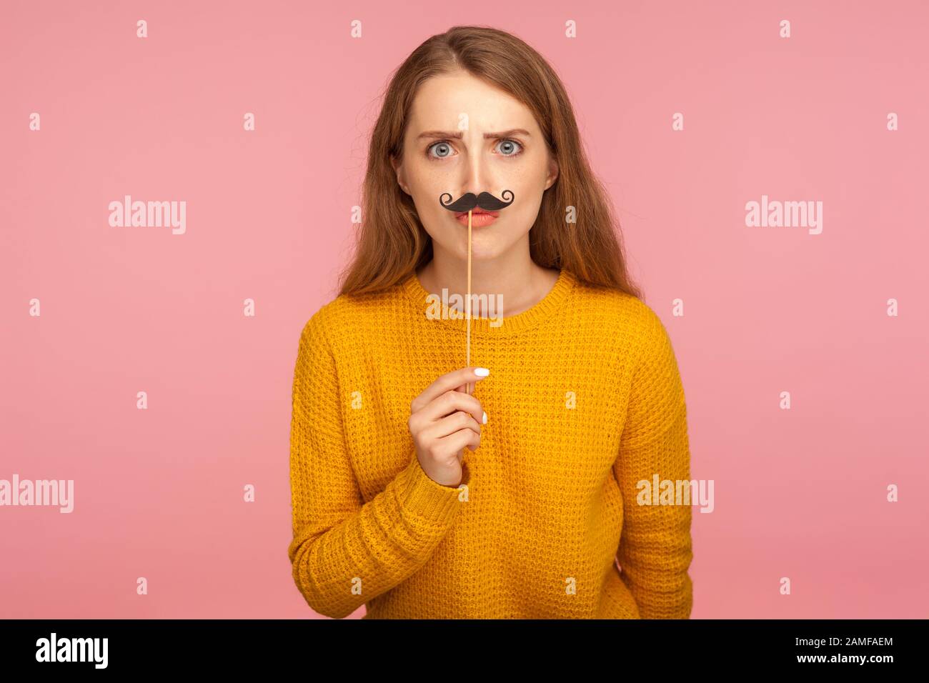 Kiss stick hi-res stock photography and images - Alamy