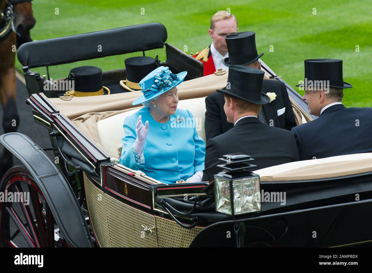 The Royal Procession in the Parade Ring, Royal Ascot, Ascot Races ...