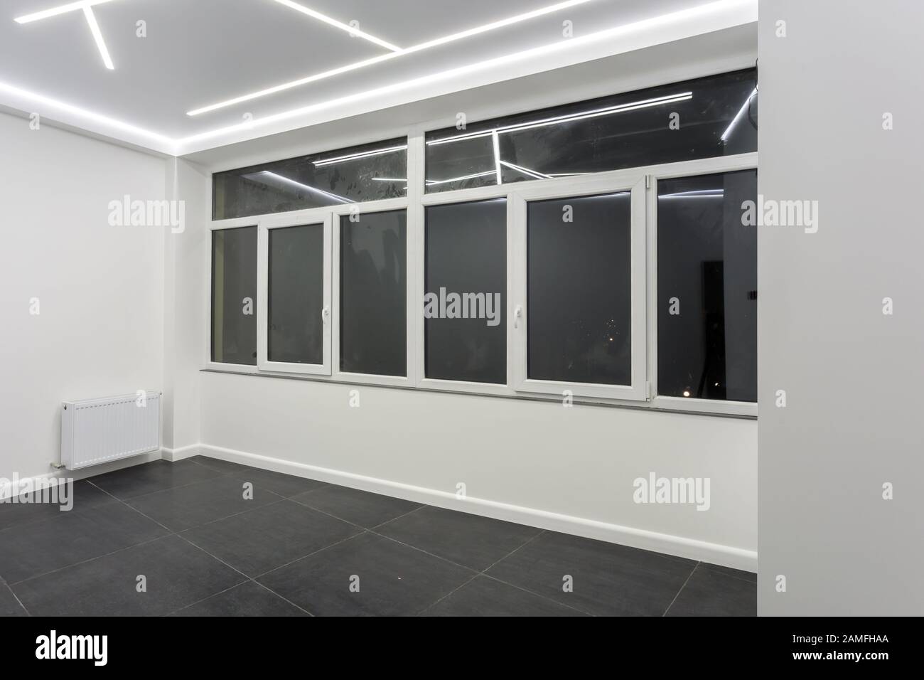 windows in empty unfurnished loft room interior white style color Stock ...