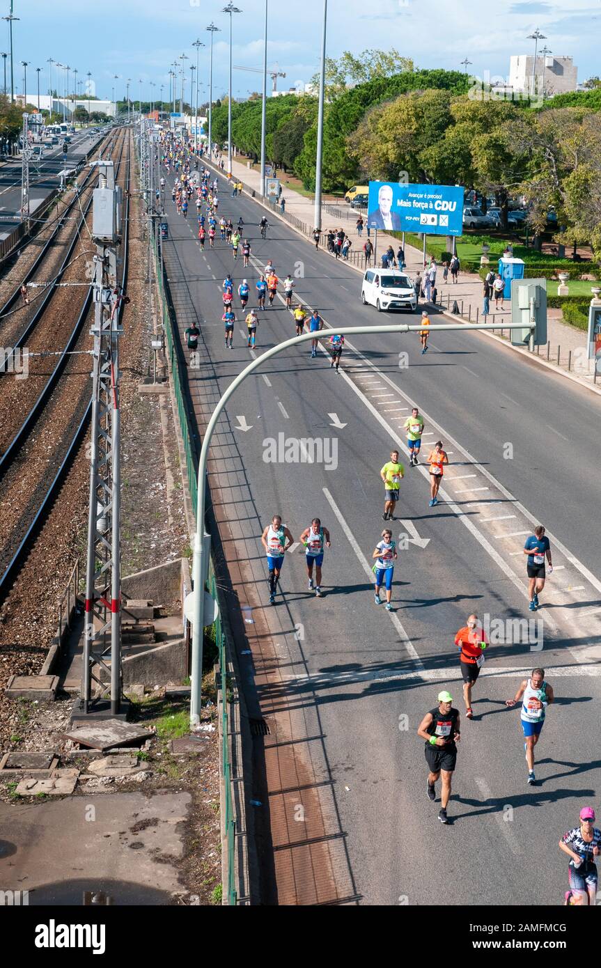 Lisbon marathon hi-res stock photography and images - Alamy