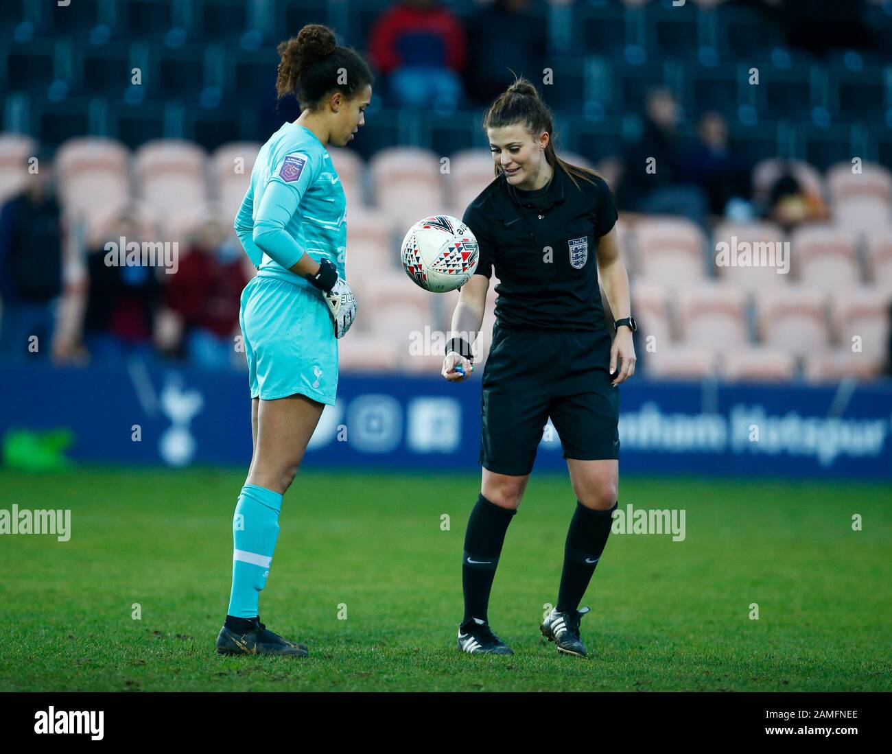 Referee lucy oliver hi-res stock photography and images - Alamy