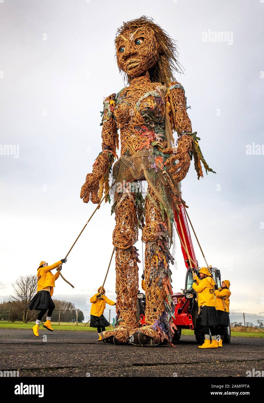 Puppeteers from vision mechanic rehearsing with scotlands largest ...