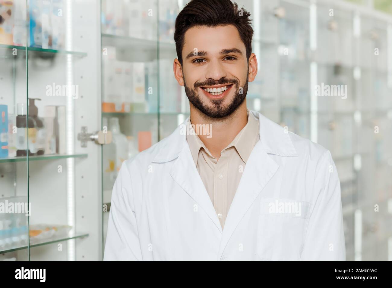 Showcase camera hi-res stock photography and images - Alamy