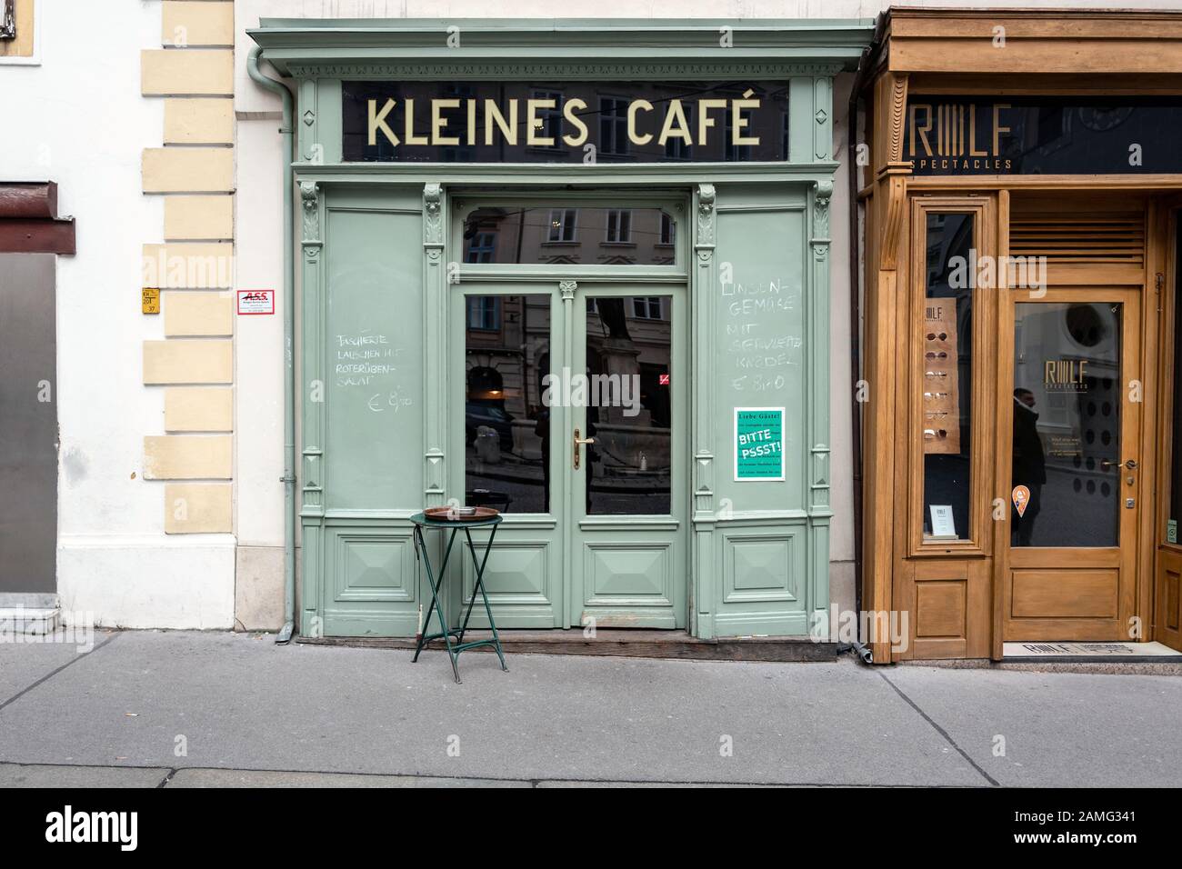 Cafe freud hi-res stock photography and images - Alamy