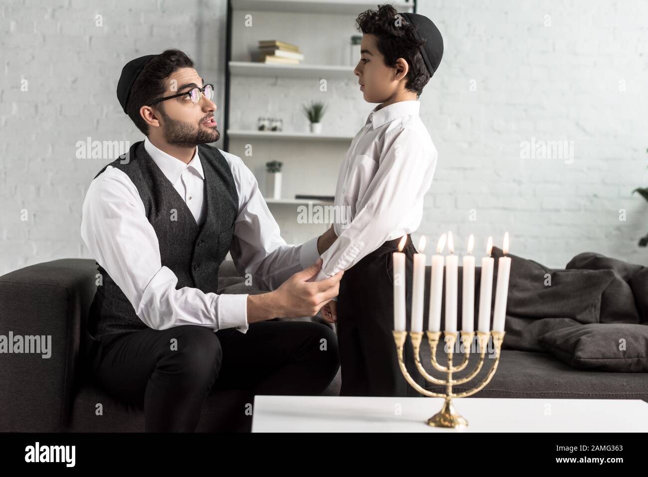 Young jews talk hi-res stock photography and images - Alamy