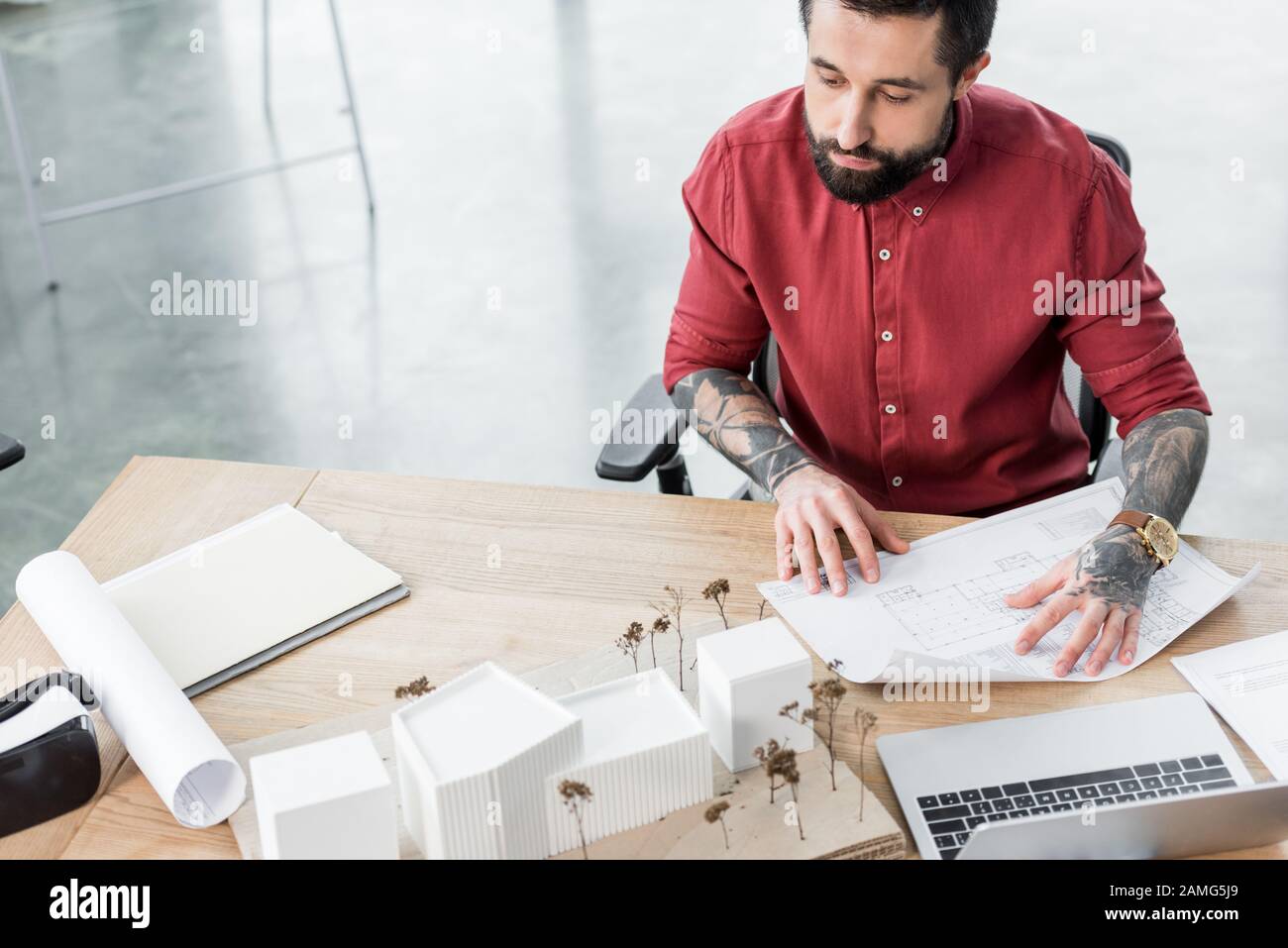 Architect model cardboard hi-res stock photography and images - Alamy