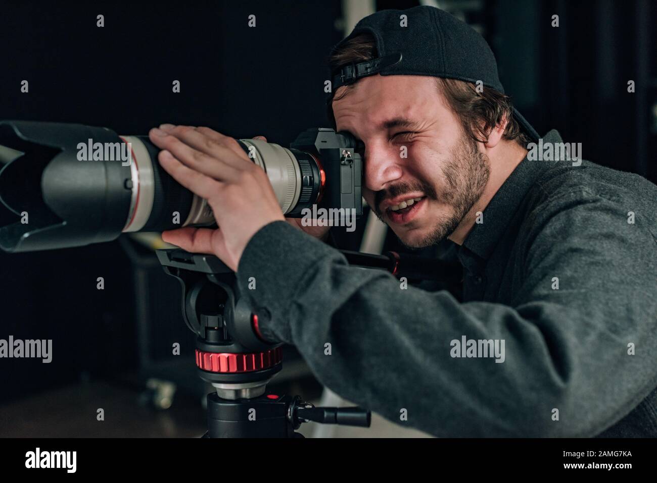Videographer in digital studio hi-res stock photography and images - Alamy