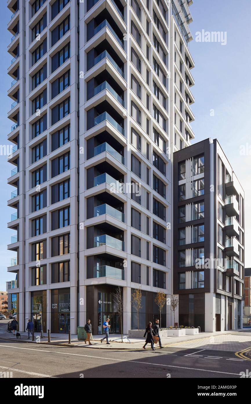 Corner elevation with pedestrians. Kings Point, Reading, United Kingdom ...